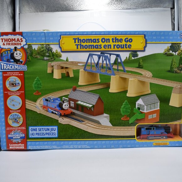 Thomas & Friends | Toys | Thomas On The Go At Elsbridge Station ...